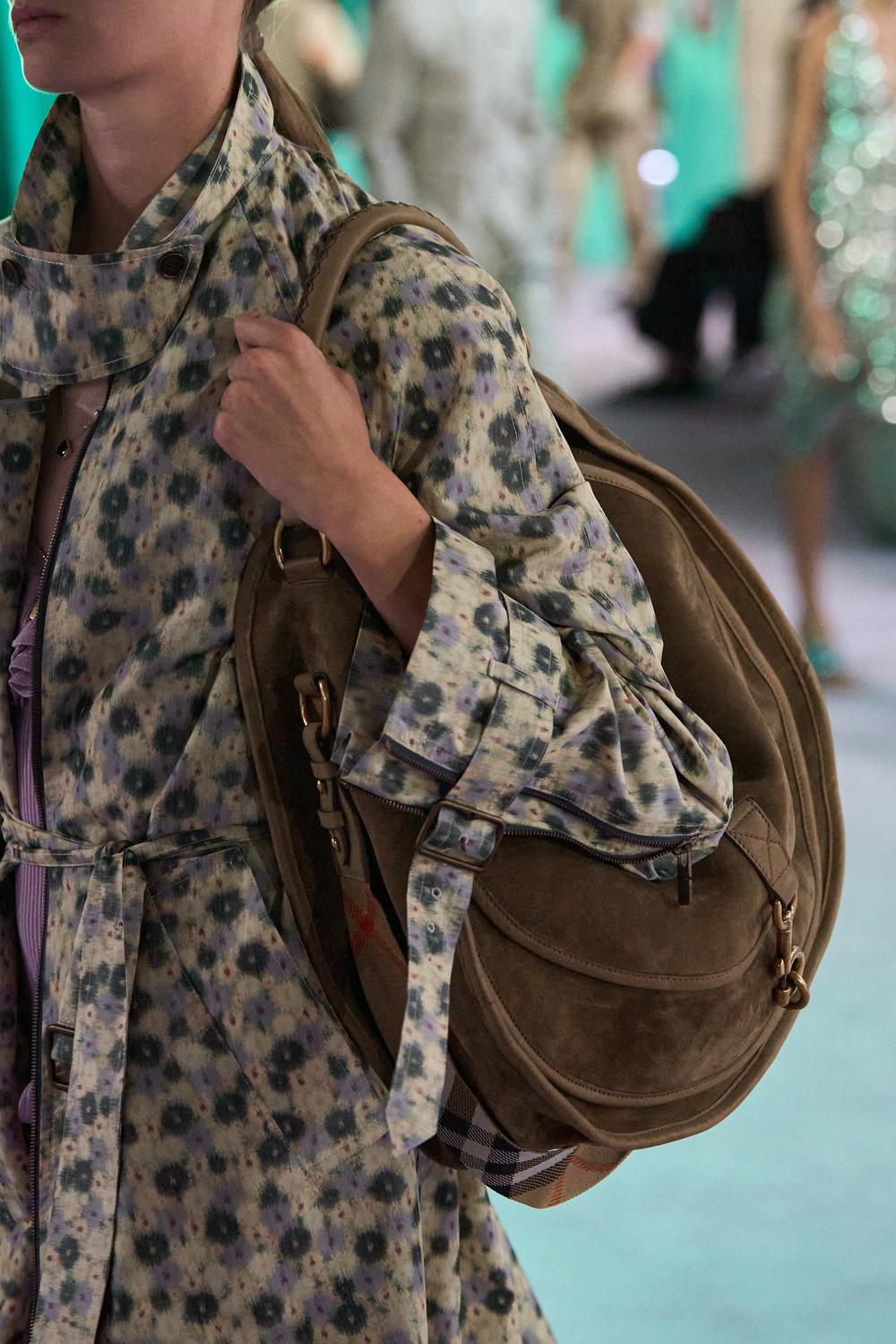 Défilé - Burberry - Prêt à porter Printemps-Eté 2025